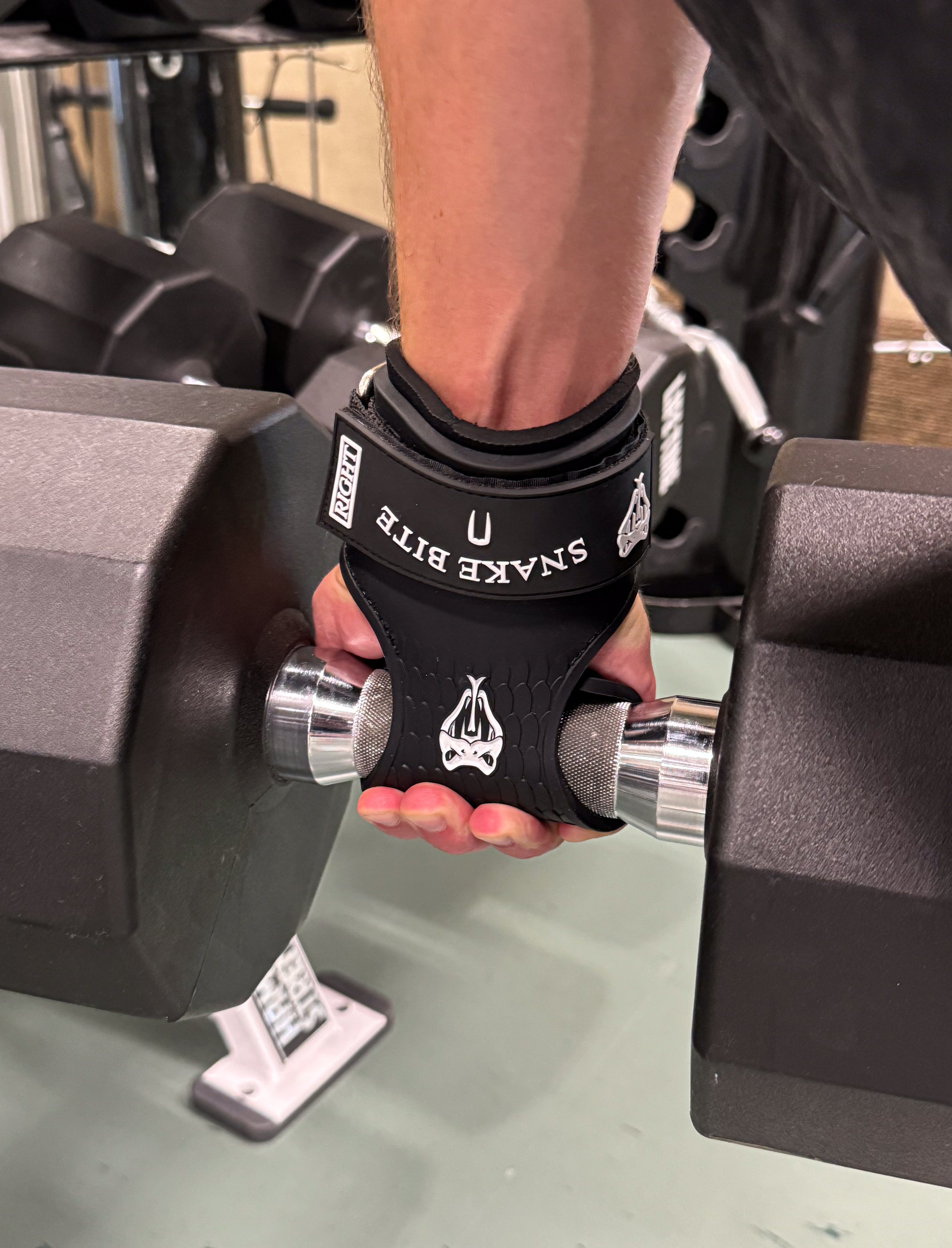 SB ELITE STRAPS V2 (SILICONE) – SNAKE BITE FITNESS